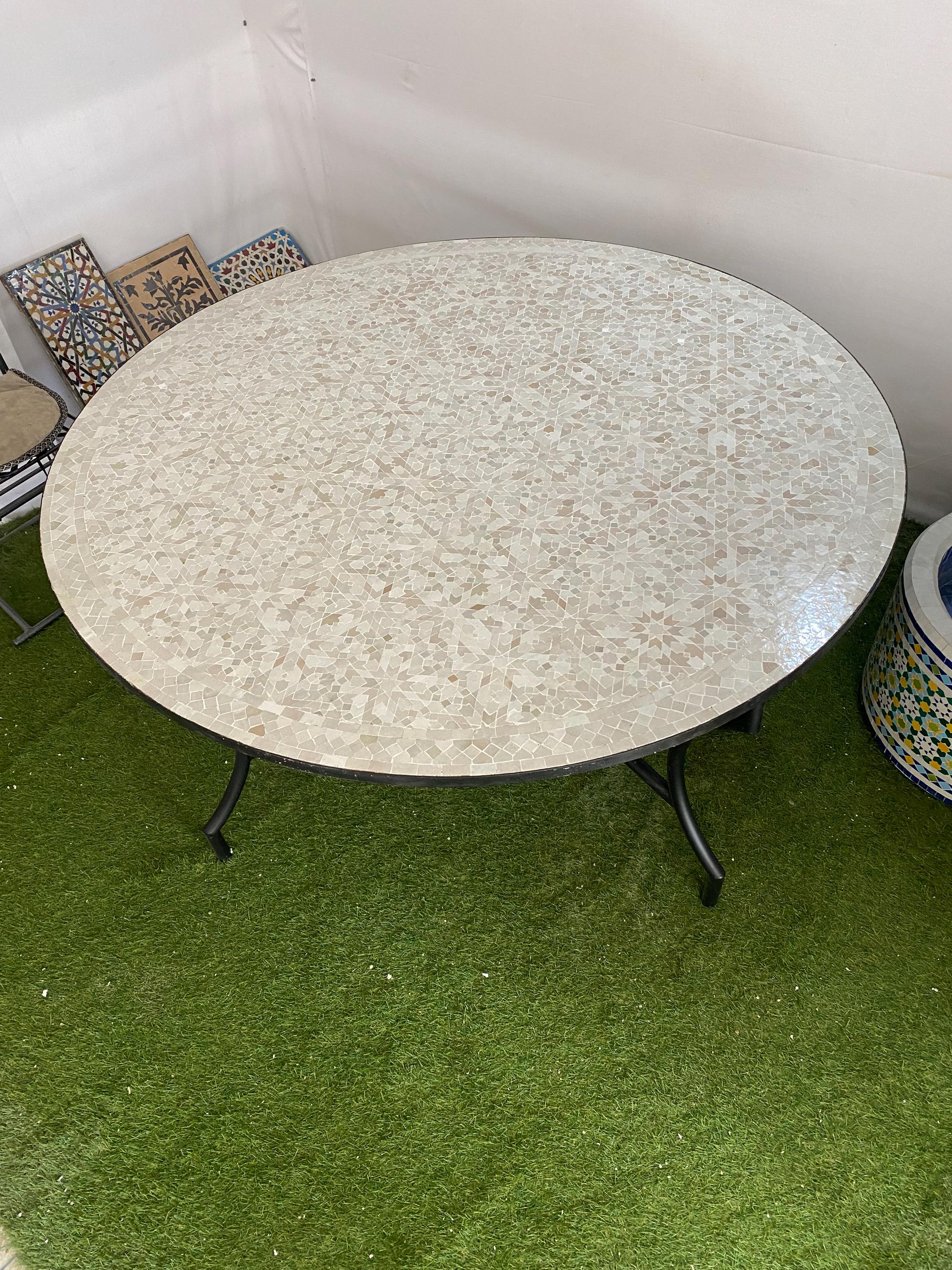 Biege Raw Clay Antique Mosaic Table Solid for Outdoor & Indoor ...