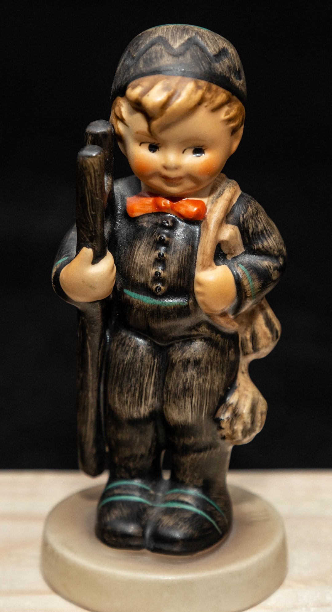 Goebel Hummel Figurine: Adorable Chimney Sweep - TKM 6, Perfect Gift ...