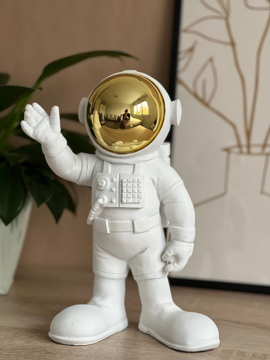 Astronaut Statue - Cosmonaut - Space Decoration - Table Decoration ...