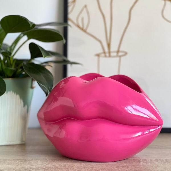 Lips Vase - Etsy UK