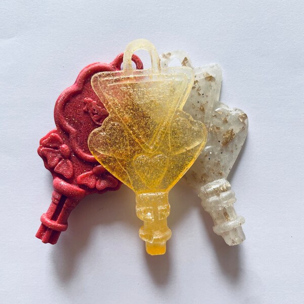 Tonka Keypers - Etsy