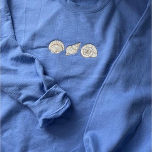 Seashell Embroidered Sweatshirt, Beach Lover, Nature, Sea, Holiday Gift ...