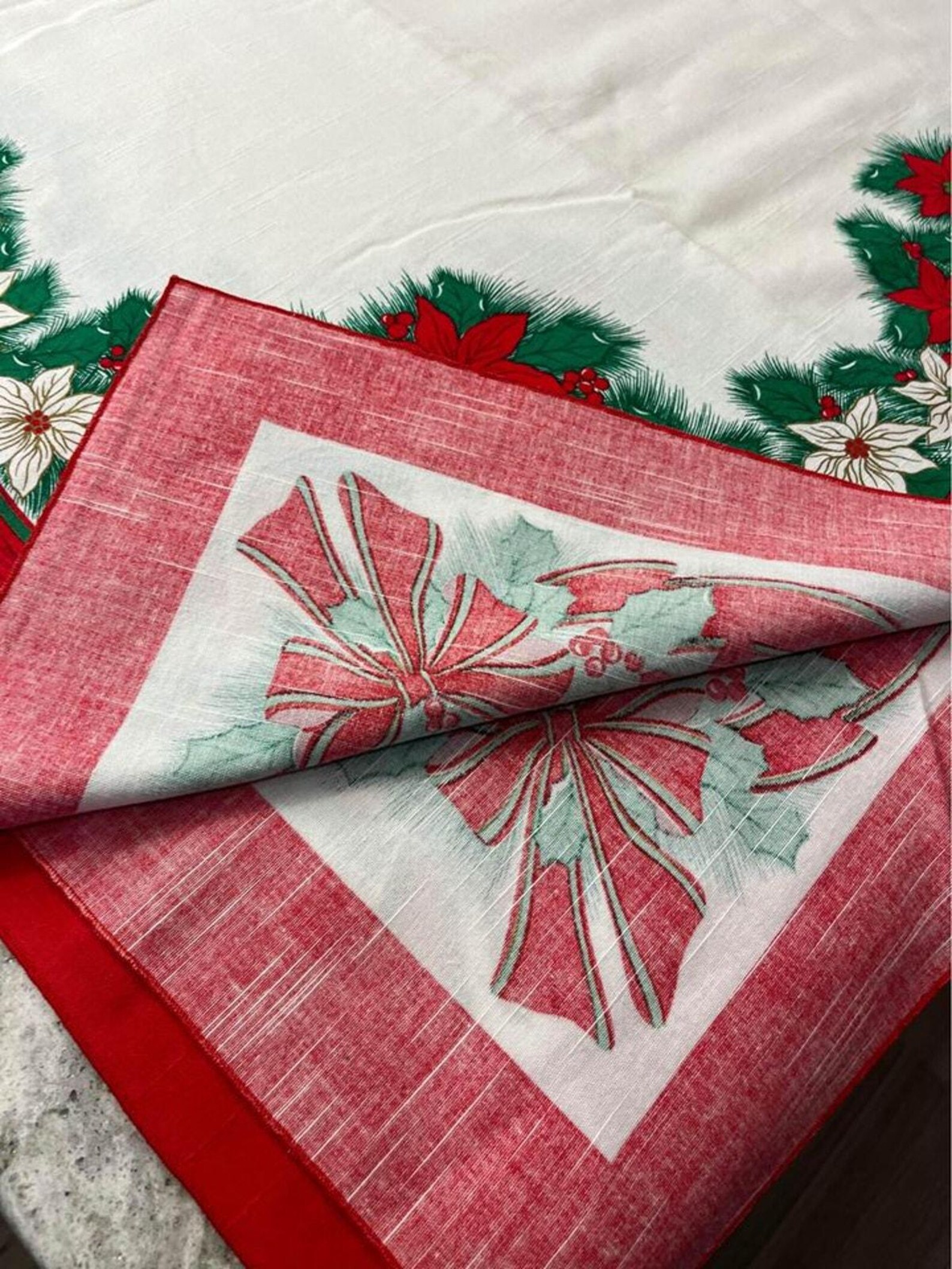 Vintage Christmas Holly Holiday Rectangular Cloth Tablecloth 102 X 60 ...