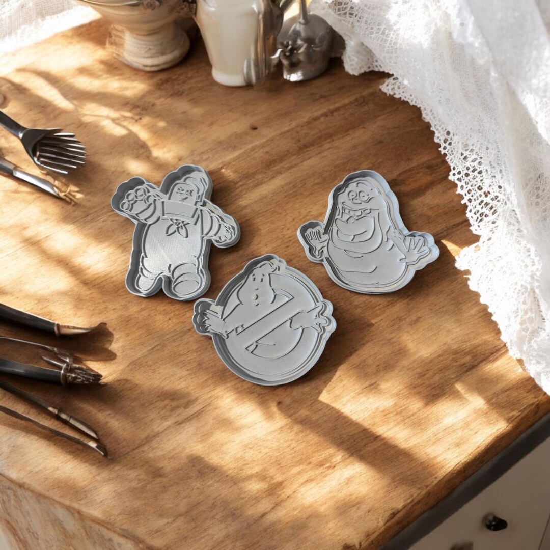 Ghostbusters Cookie Cutters With Press. (stay Puff, Slimer, and Logo ...