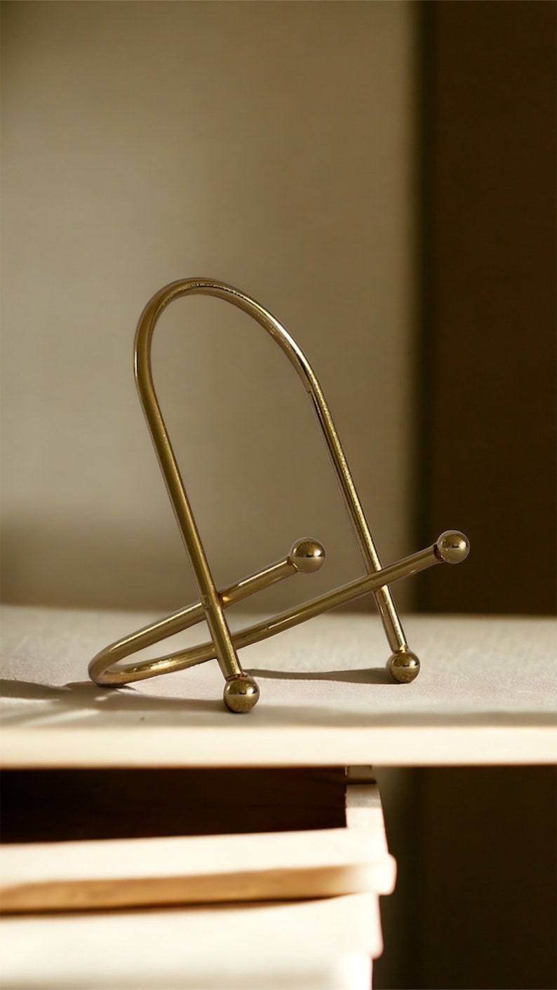 Decorative Plate With Intaglio, Ancient Art Beige Decor Plate, Intaglio ...