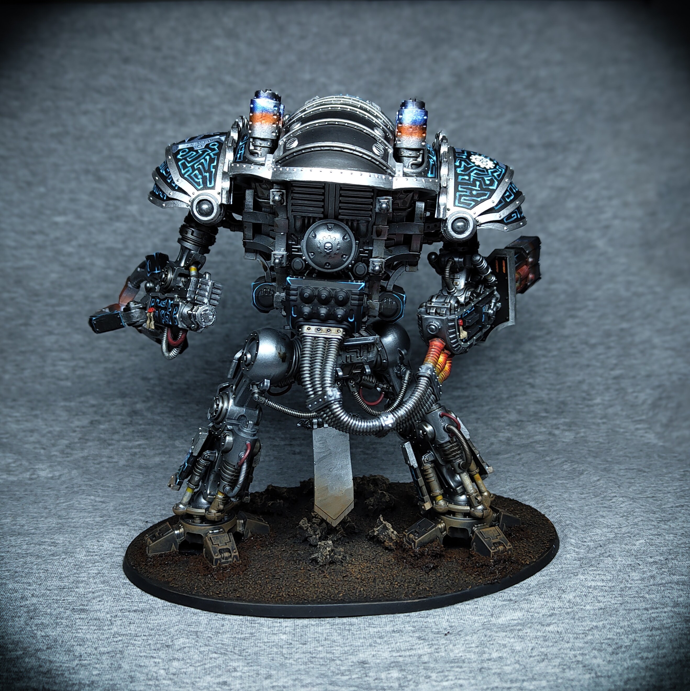 Painted Imperial Knight Magaera Iron Hands Tribute House. Painting ...