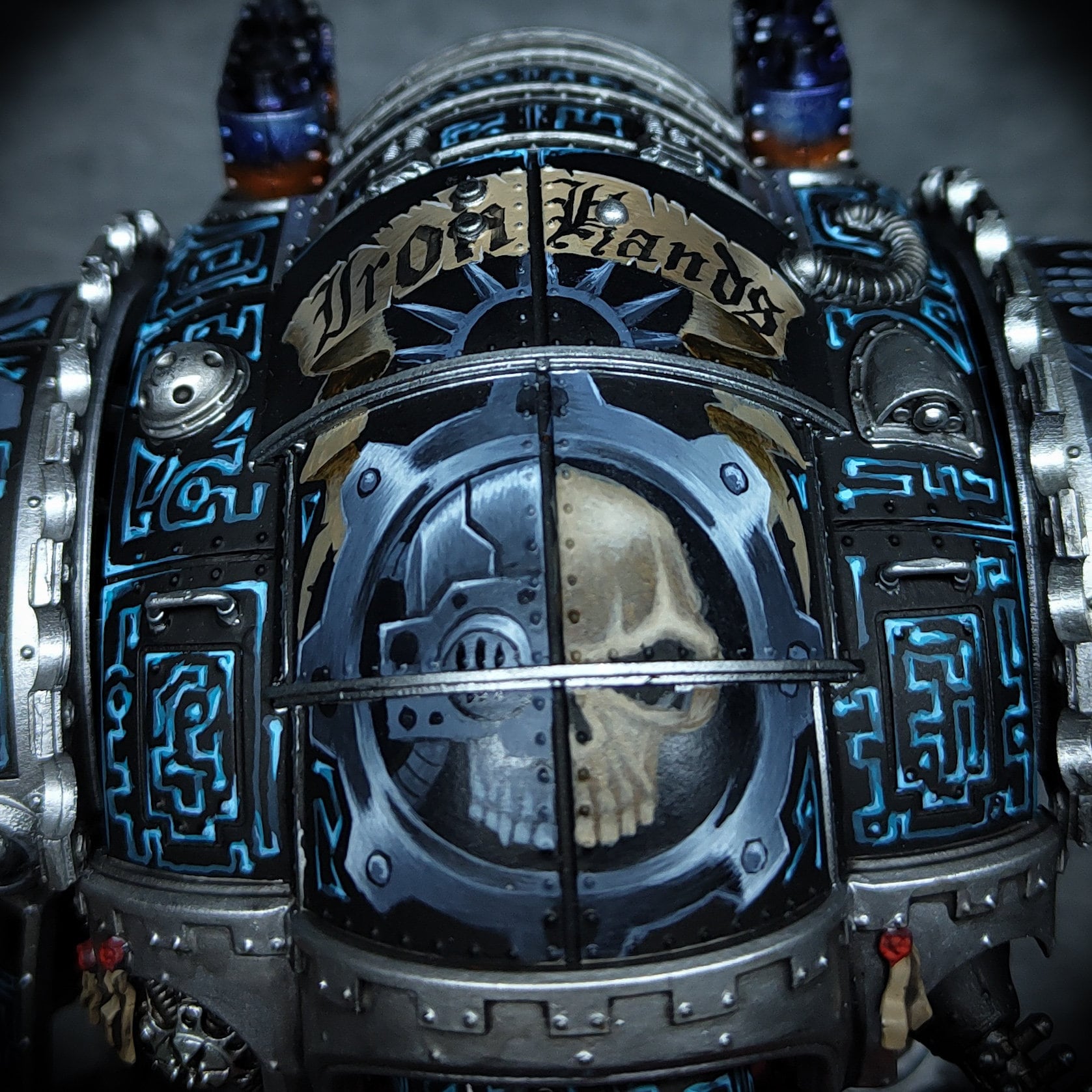 Painted Imperial Knight Magaera Iron Hands Tribute House. Painting ...