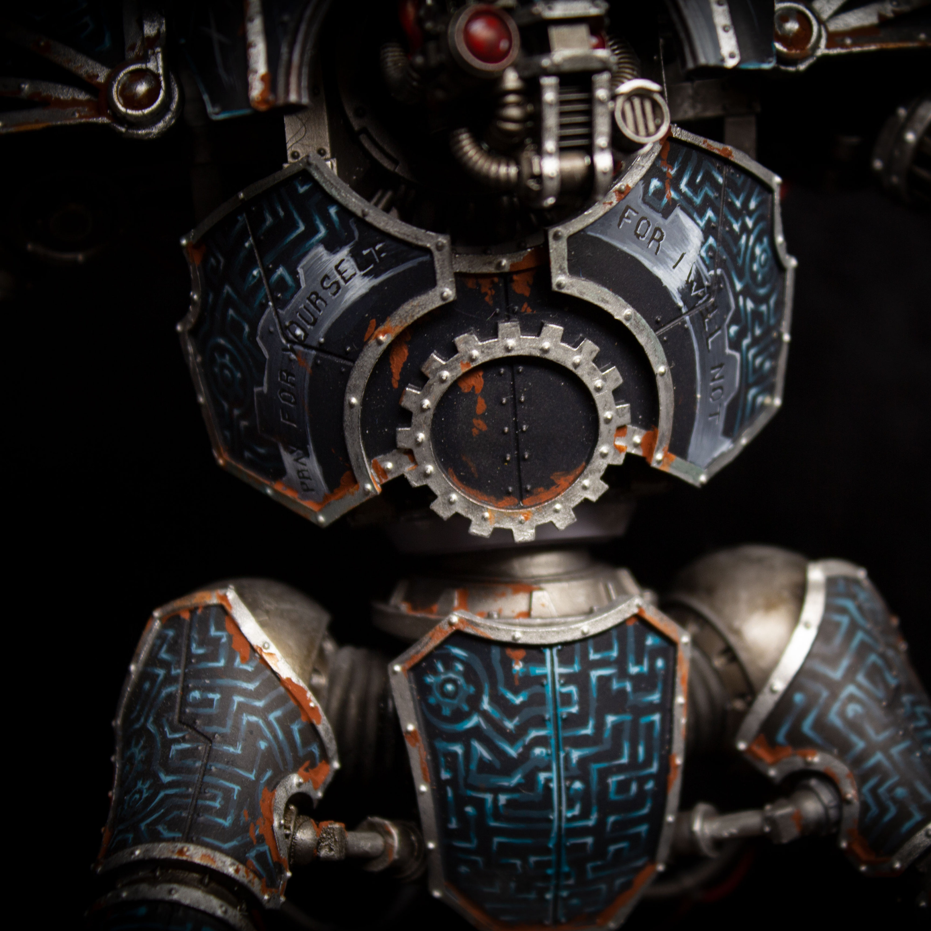 Painted Imperial Knight Atrapos Iron Hands Tribute House. Painting ...