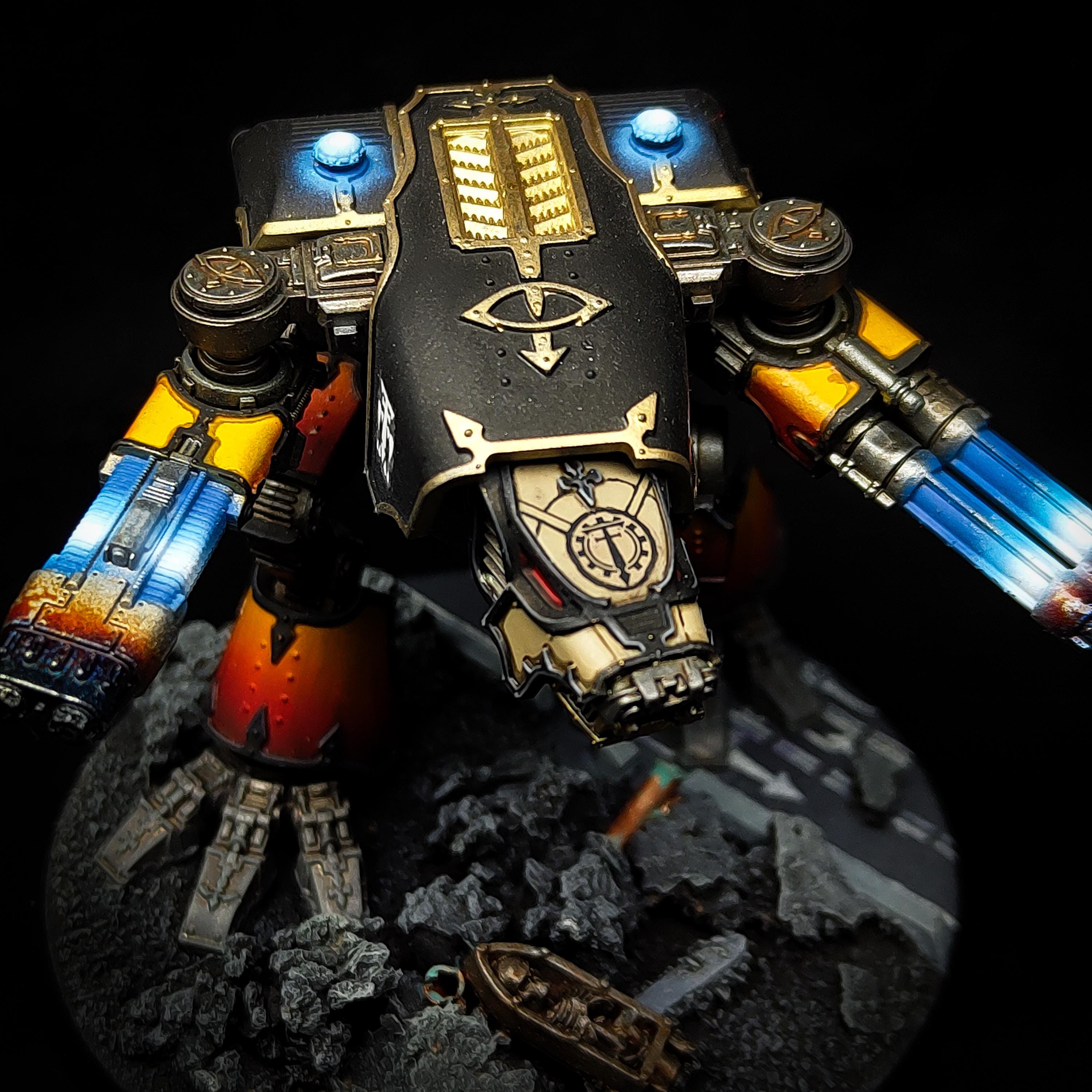 Painted Warhound Titan Legio Magna AT18 Freehand Painting Commission ...