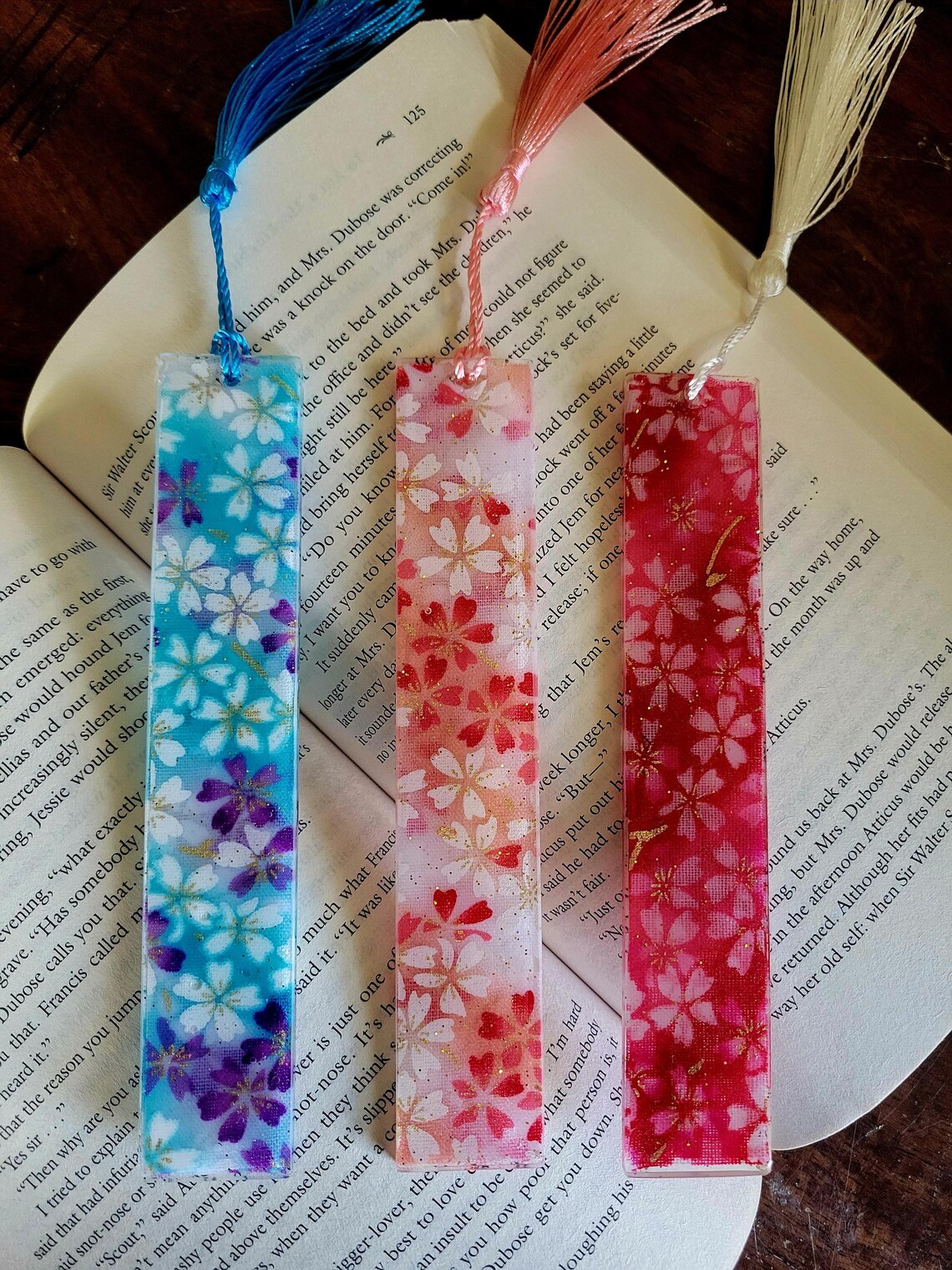 Sakura Kimono Bookmark, Japanese Bookmark, Gift for Book Lovers, Resin ...