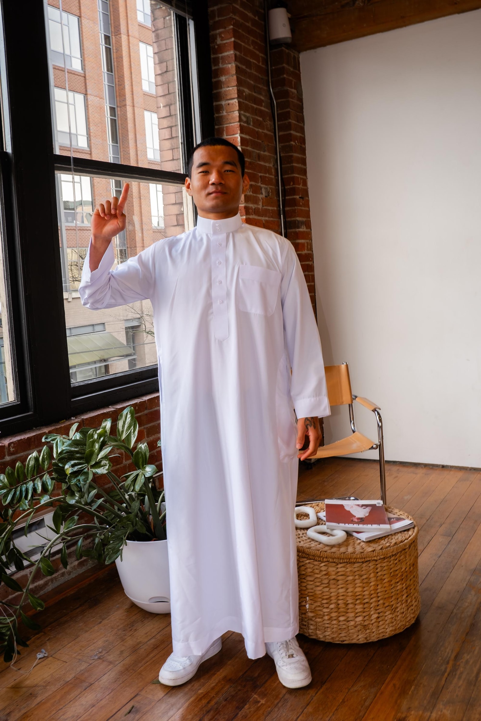 Mens White Cotton Thobe: Elegant Arabic Dress Garment - Etsy