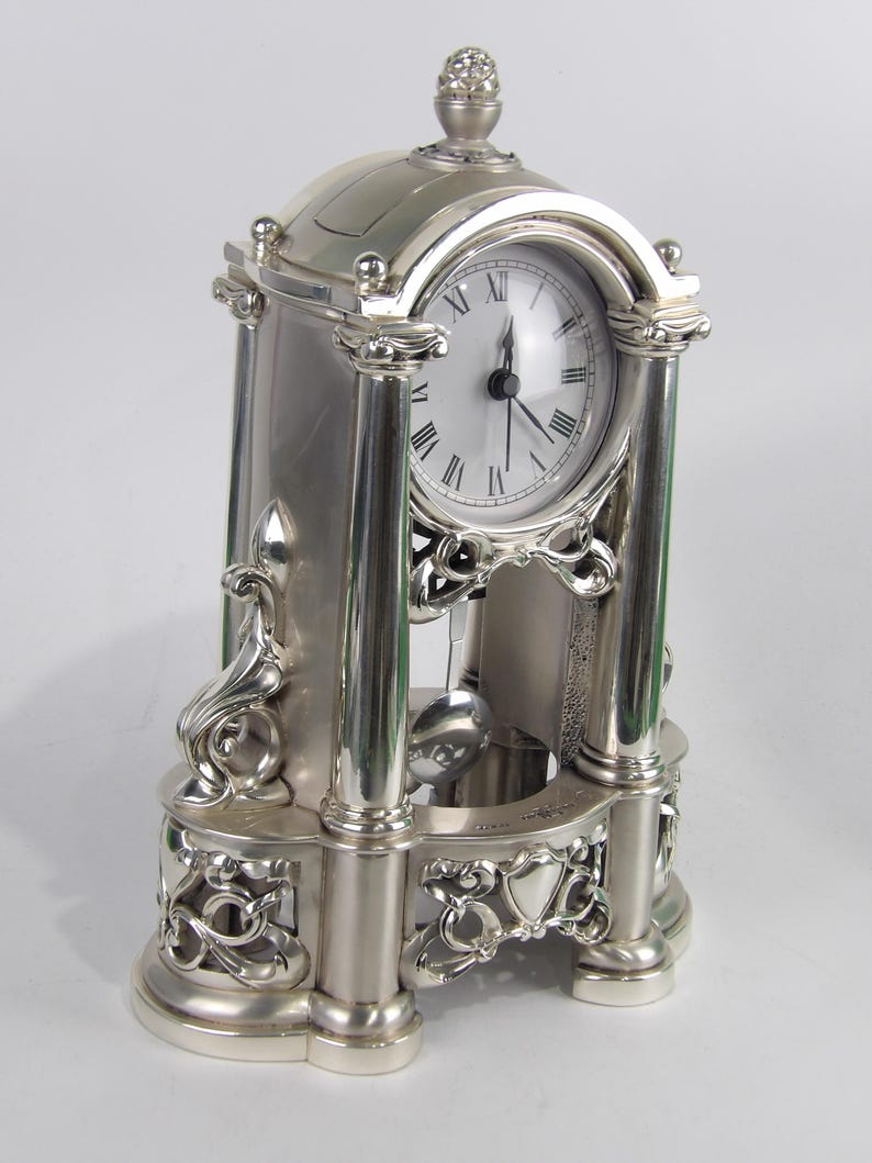 Elegant Pendulum Clock in Silver Resin - Etsy
