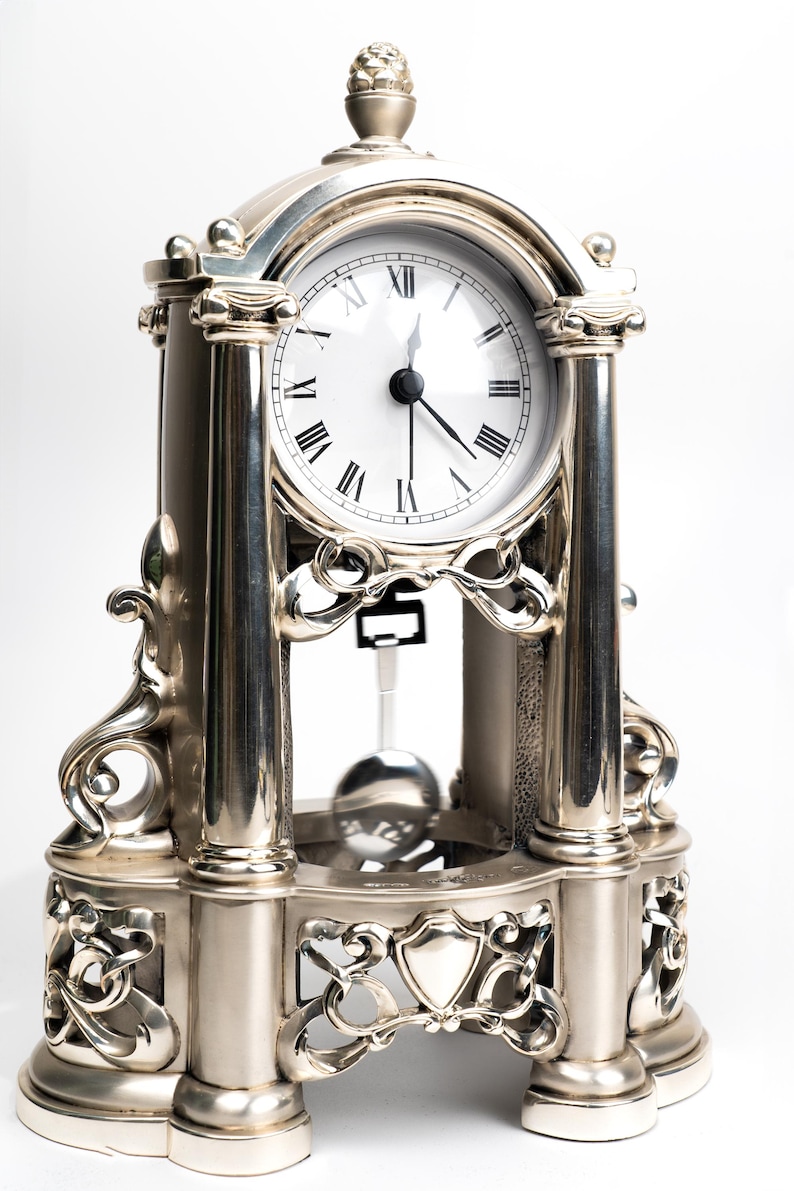 Elegant Pendulum Clock in Silver Resin - Etsy