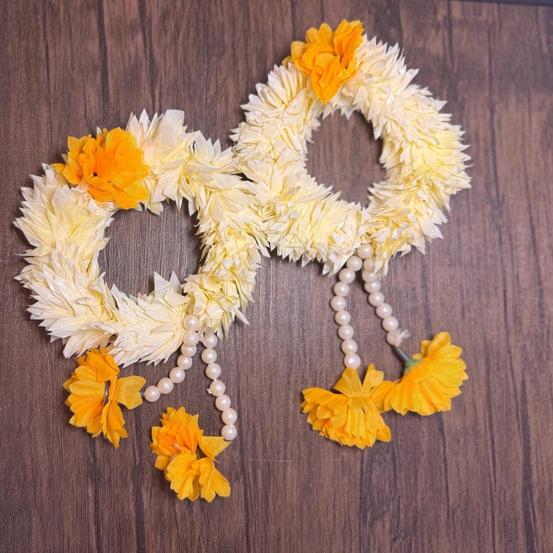 Hand Gajra - Etsy