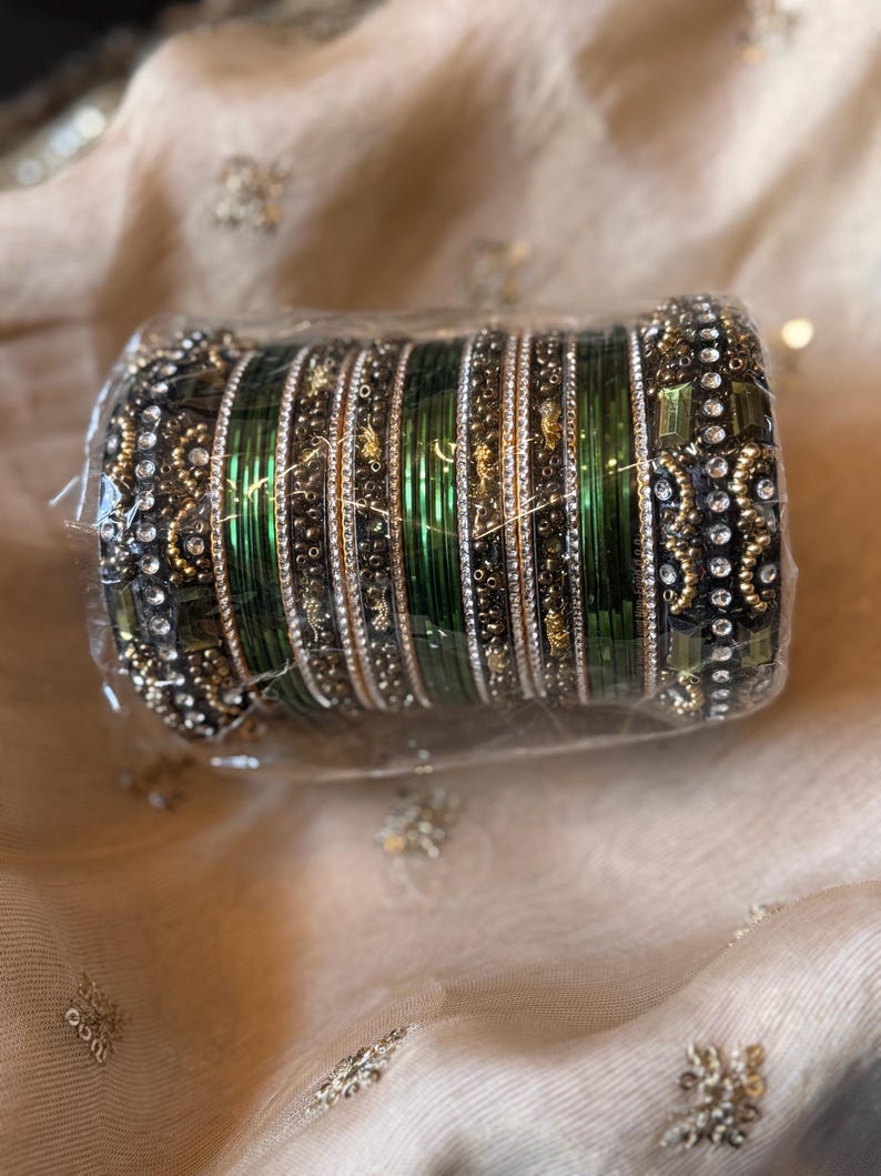 Indian Bangle Set: Traditional Bridal Jewelry, Size 2.8 - Etsy New Zealand