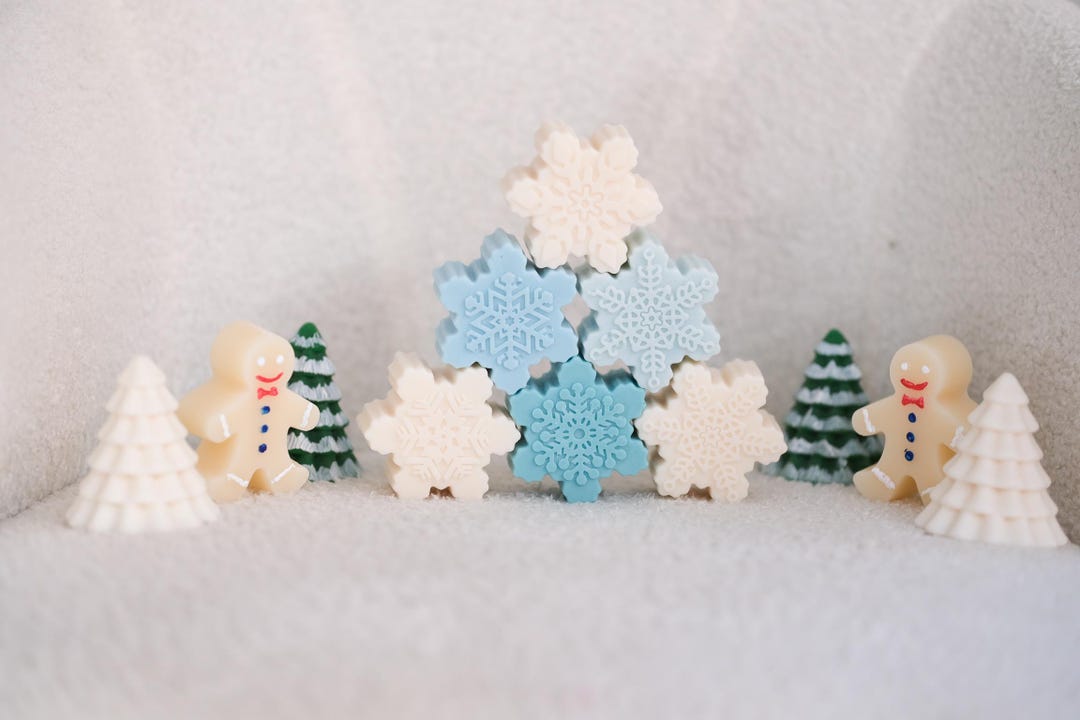 Snowflake Christmas Candle - Etsy