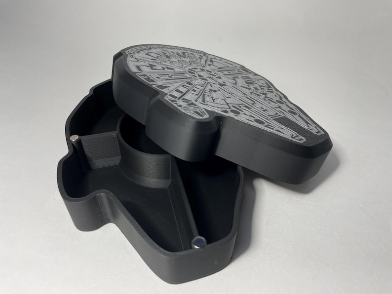 Silver Millennium Falcon Dice Tray Dnd Dice Rolling Tray Star Wars ...