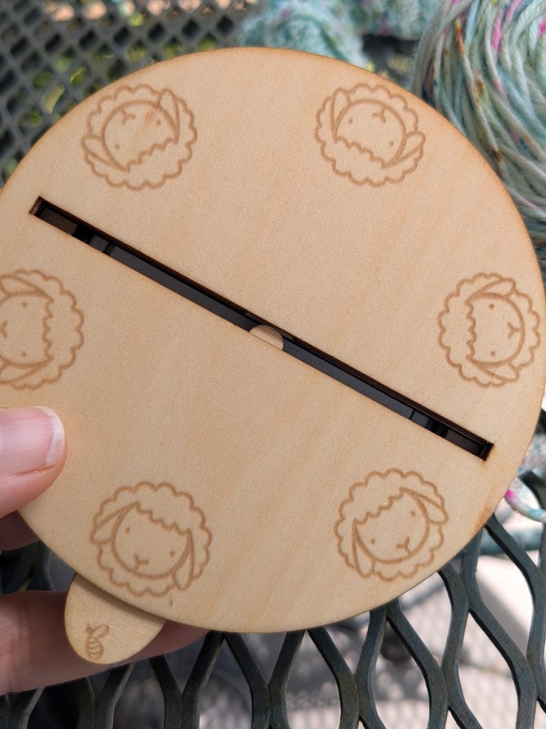 Pirouette - Carousel Base Yarn Butler - Etsy