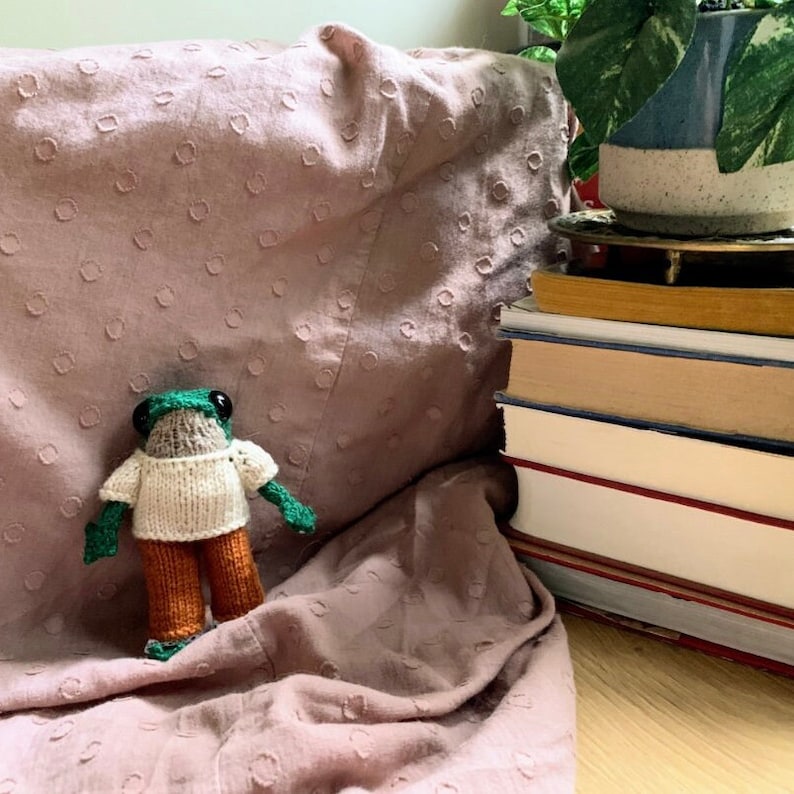 KNITTING PATTERN Froggie Pants, Pattern for Knit Pants, Cute Frog ...