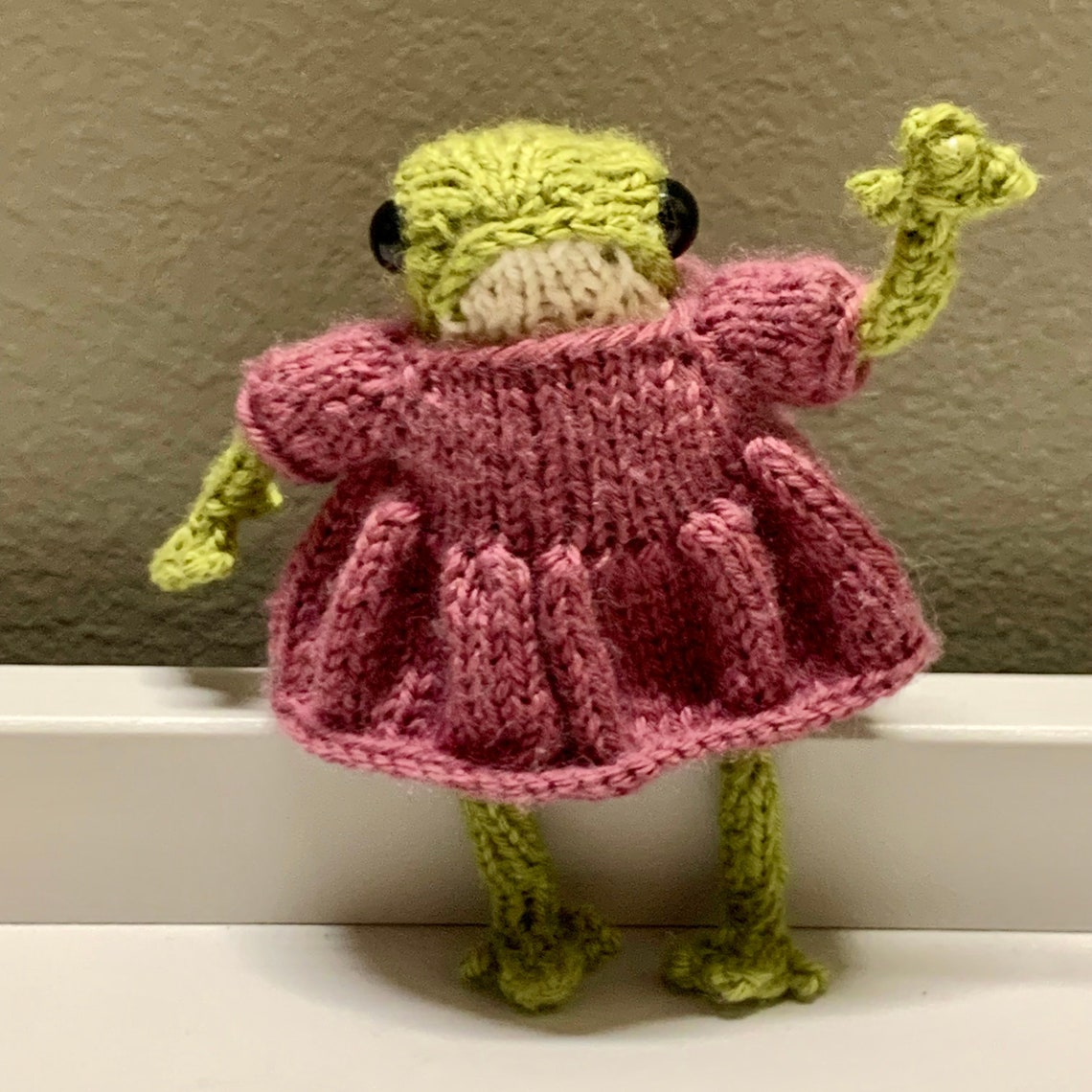 KNITTING PATTERN Froggie Dress, Pattern for Knit Dress, Cute Frog ...