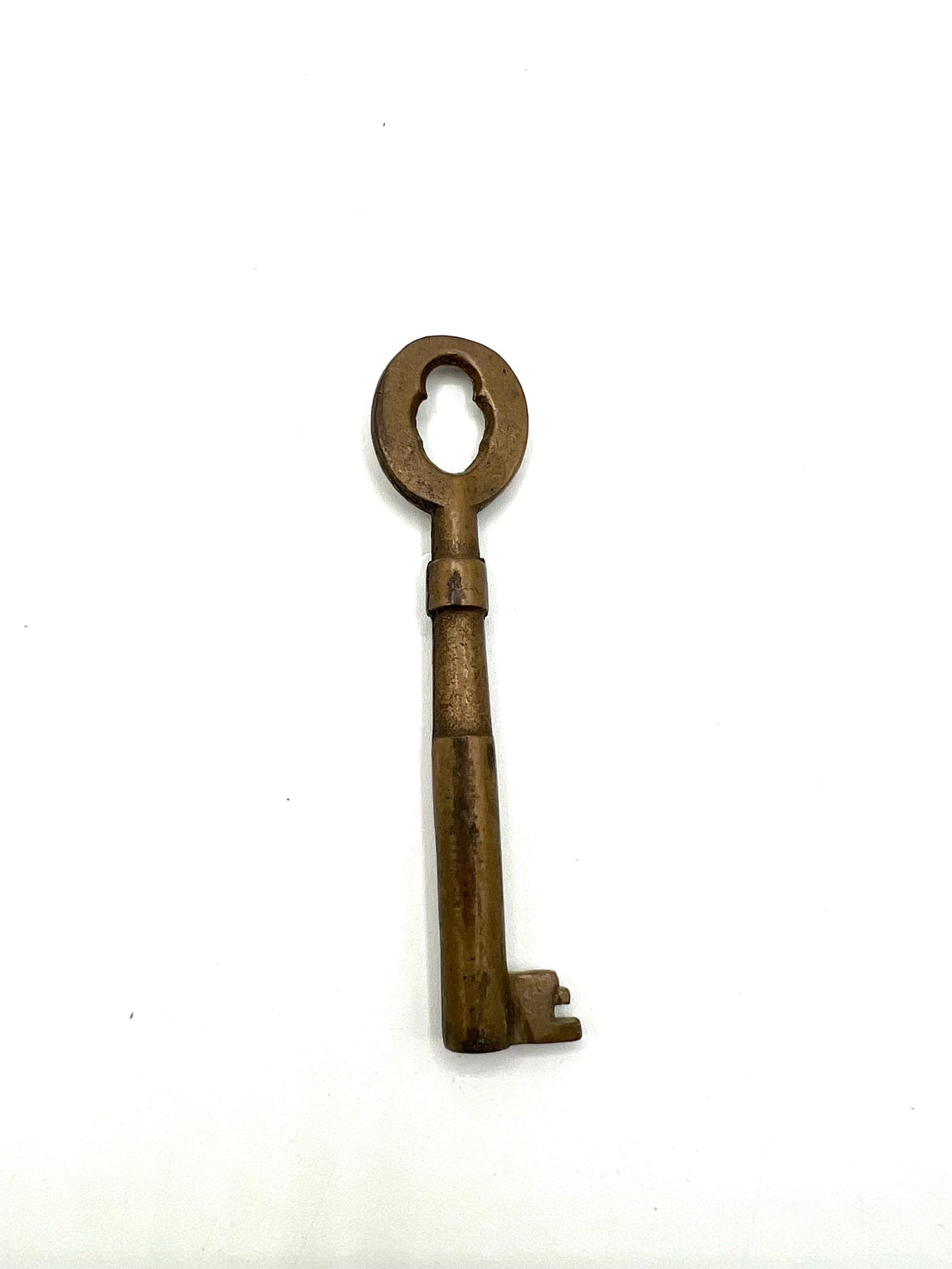 Vintage Brass Skeleton Key Long Barrel Ornate Lot of Three Skeleton ...