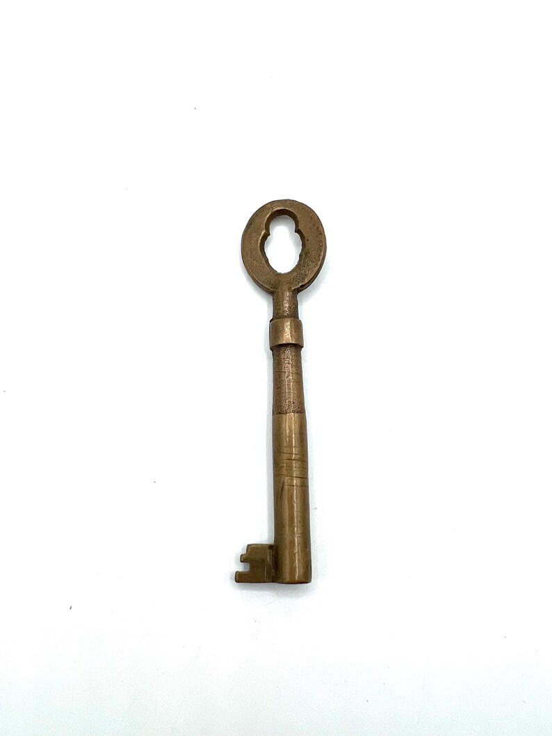 Vintage Brass Skeleton Key Long Barrel Ornate Lot of Three Skeleton ...