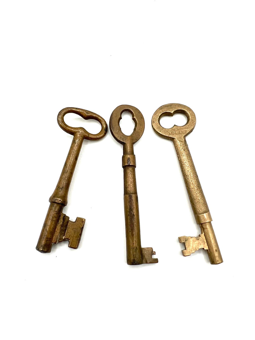 Vintage Brass Skeleton Key Long Barrel Ornate Lot of Three Skeleton ...