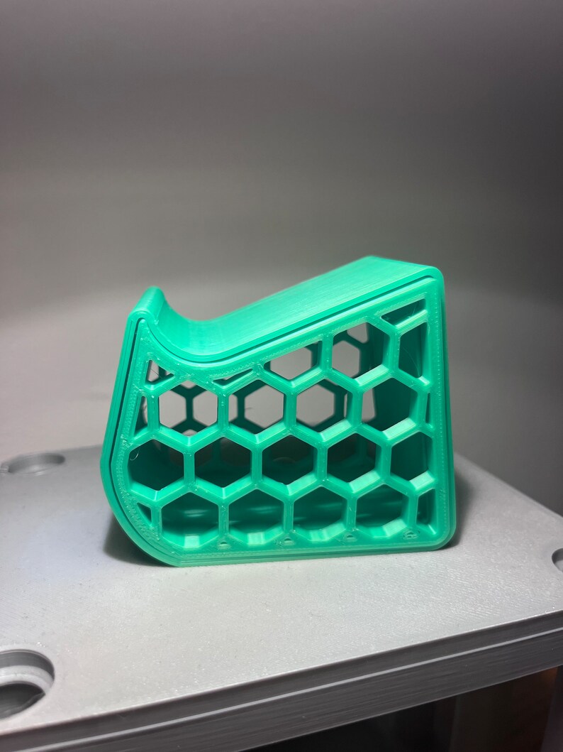 3D Printed Controller Stand, Holder for Xbox & Playstation, Honeycomb ...