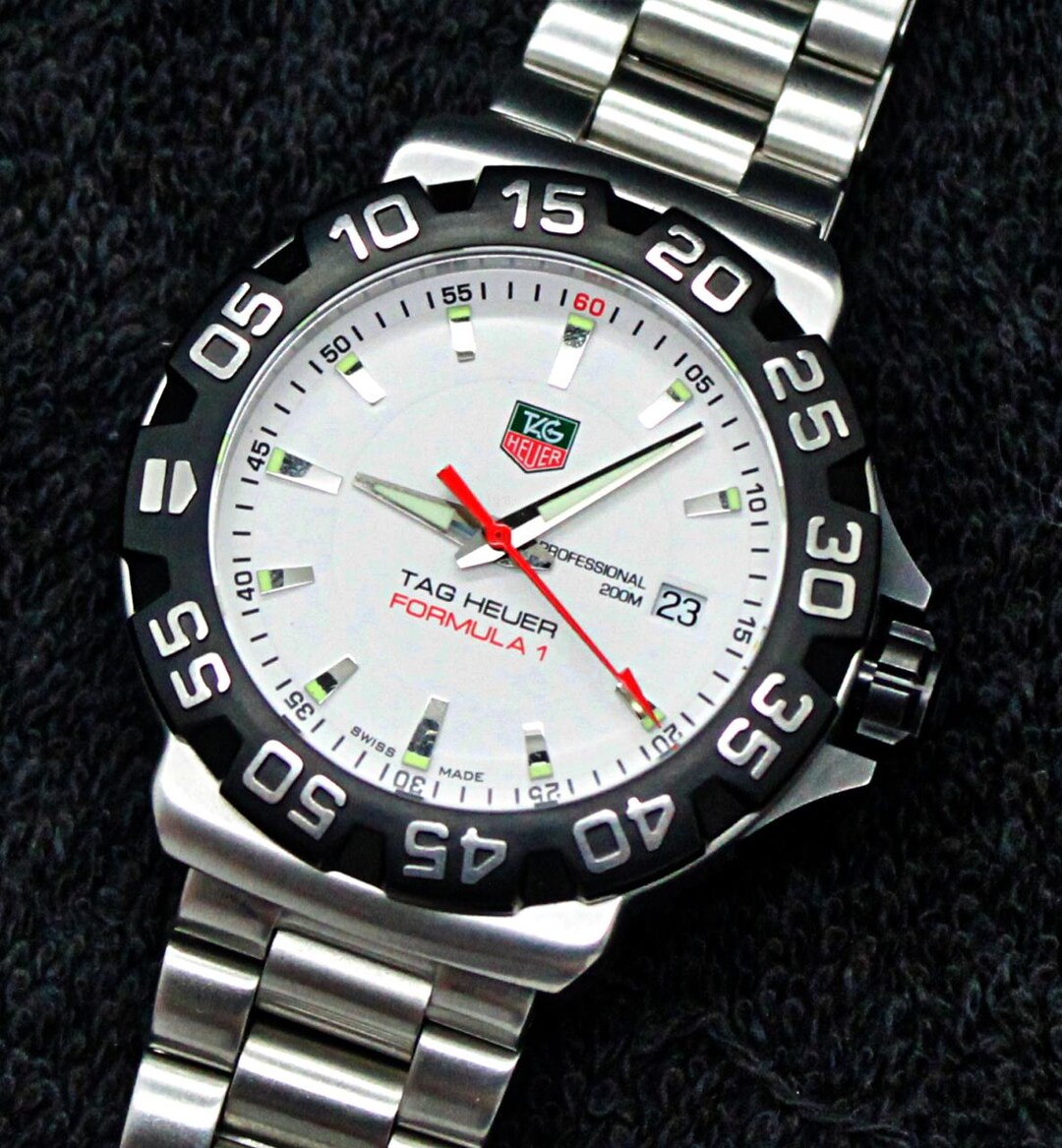 TAG Heuer Formula 1 Quartz Ref.wah1111 Professional 200m Swiss White ...