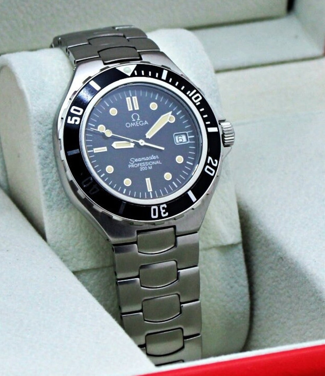 Vintage Omega Seamaster Prebond Black Professional 200m Watch Ref. 396. ...