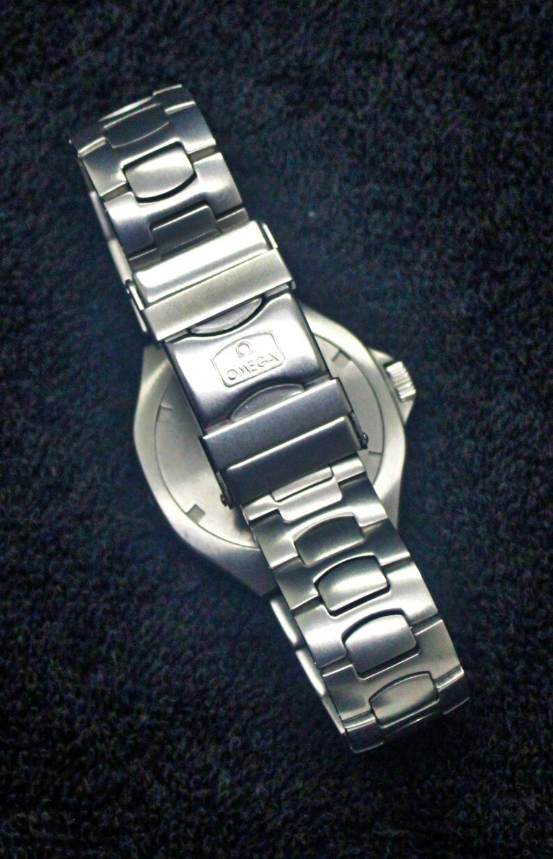 Vintage Omega Seamaster Prebond Black Professional 200m Watch Ref. 396. ...