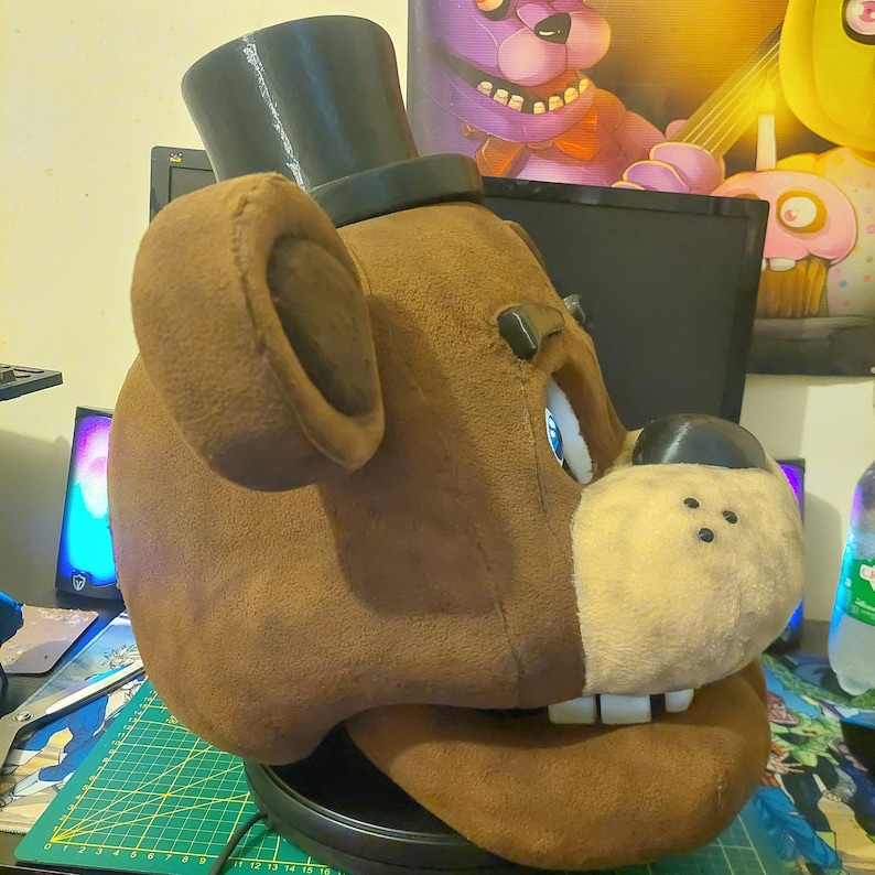 Freddy Fazbear Cosplay Head (Game Version) - Etsy France