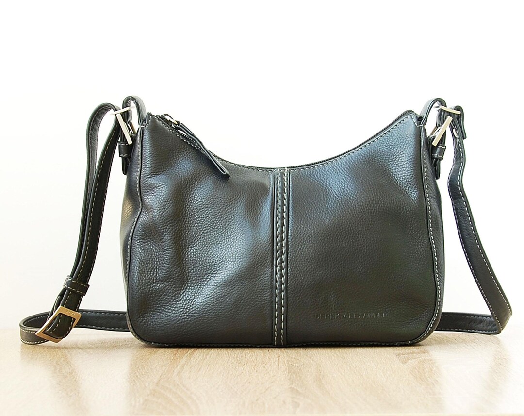 Preowned Derek Alexander Crescent Women's Bag, Black Leather Shoulder ...