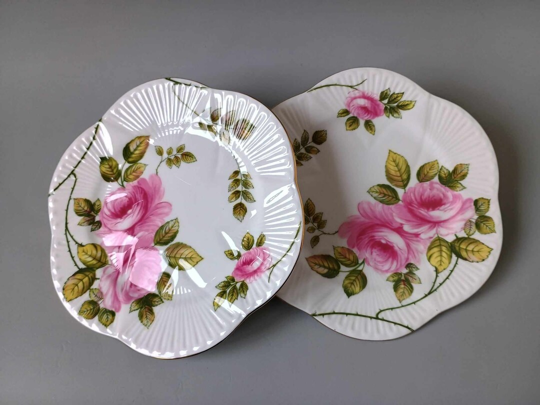 RARE Shelley Rambler Rose With Gold 367 SET of 2 Cake Plates D-15 Cm ...