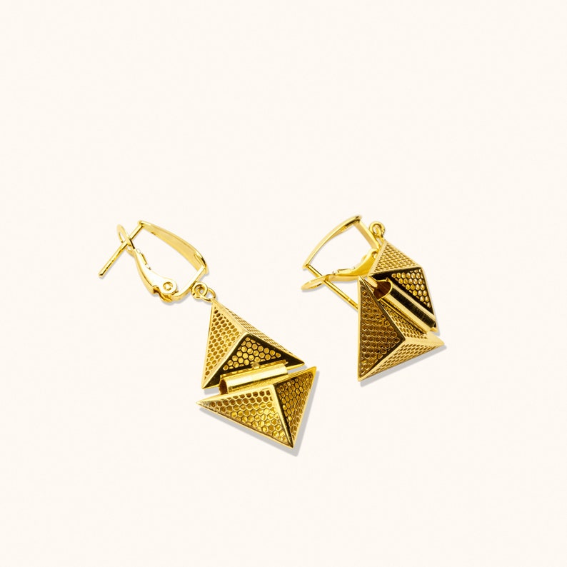 14K Solid Gold Pyramid Dangle Earrings: Handmade Fine Jewelry - Etsy