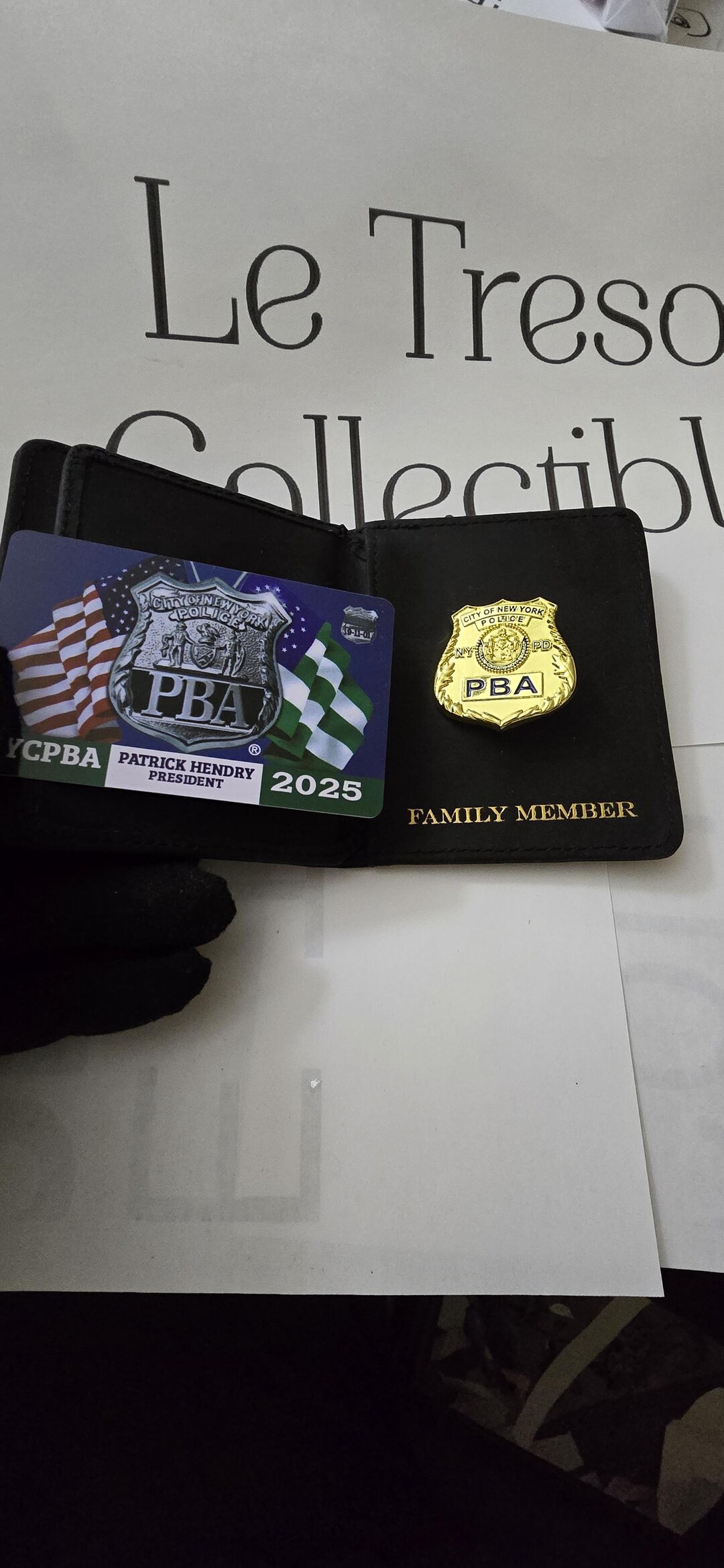 2025 family Member wallet With NYPD PBA Police Officer Badge Gold Lapel ...