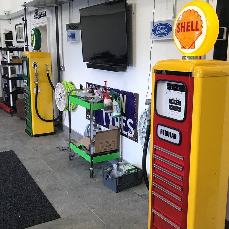 Vintage Shell Petrol Pump: Choose Your Setup (plain, Fridge, Toolbox ...