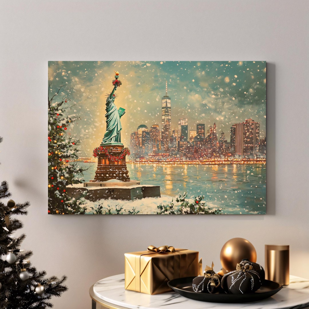 Christmas Statue of Liberty Canvas Art, Wall Decor – New York Festive ...