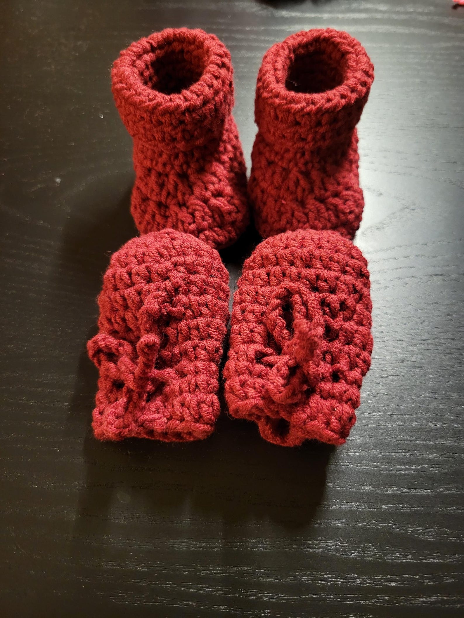 Crochet Baby Mitten and Booties Set - Etsy