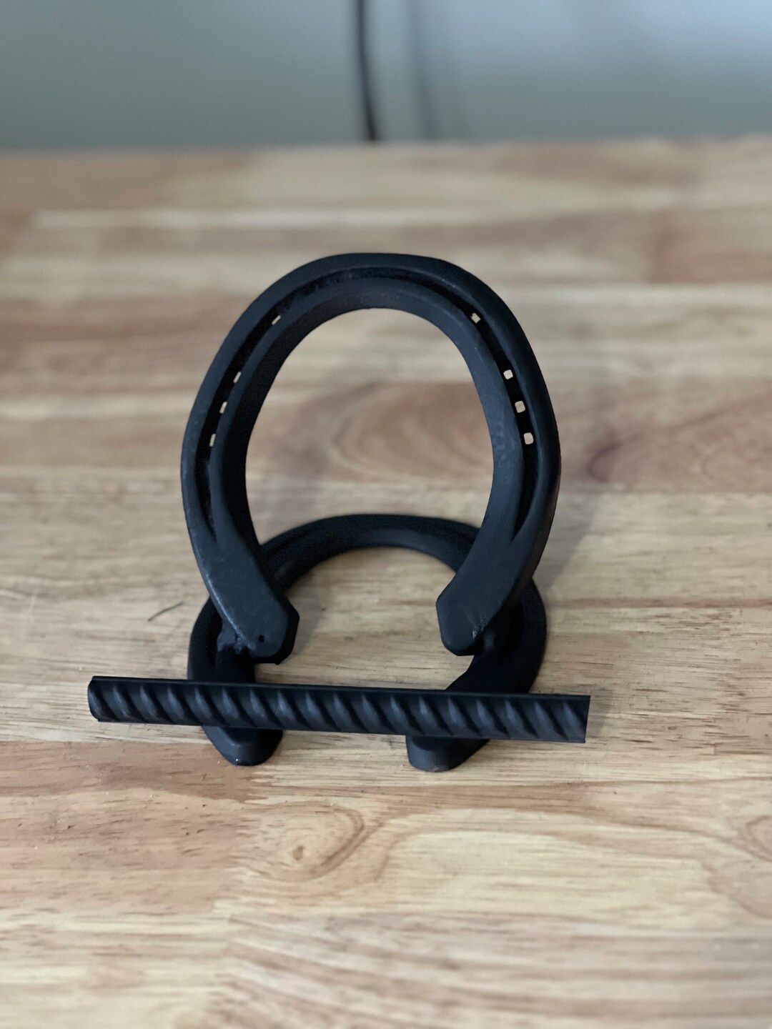 Horseshoe Phone Stand - Etsy
