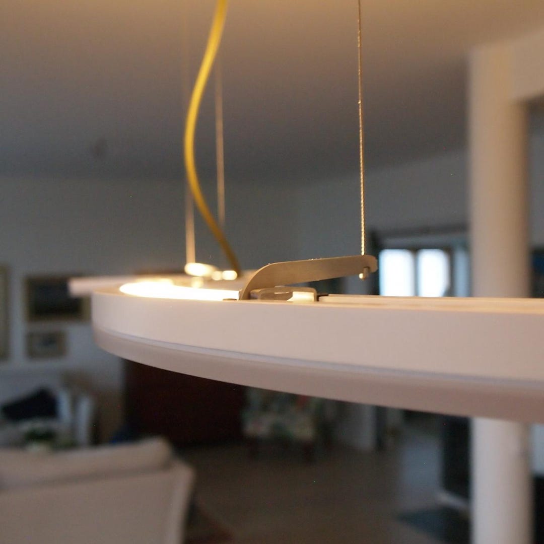 This Modular Pendant Light With a Scandinavian Design Illuminates Your ...