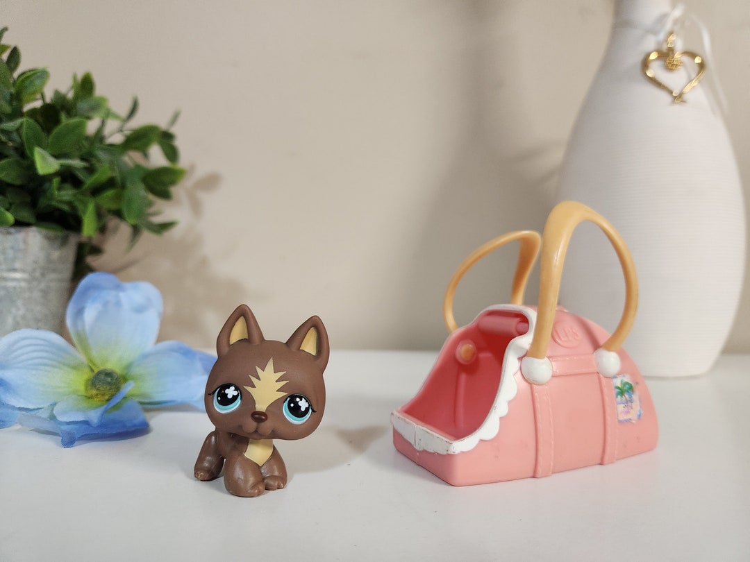 Littlest Pet Shop German Shepherd #650 With LPS Traveling Carrying Case ...