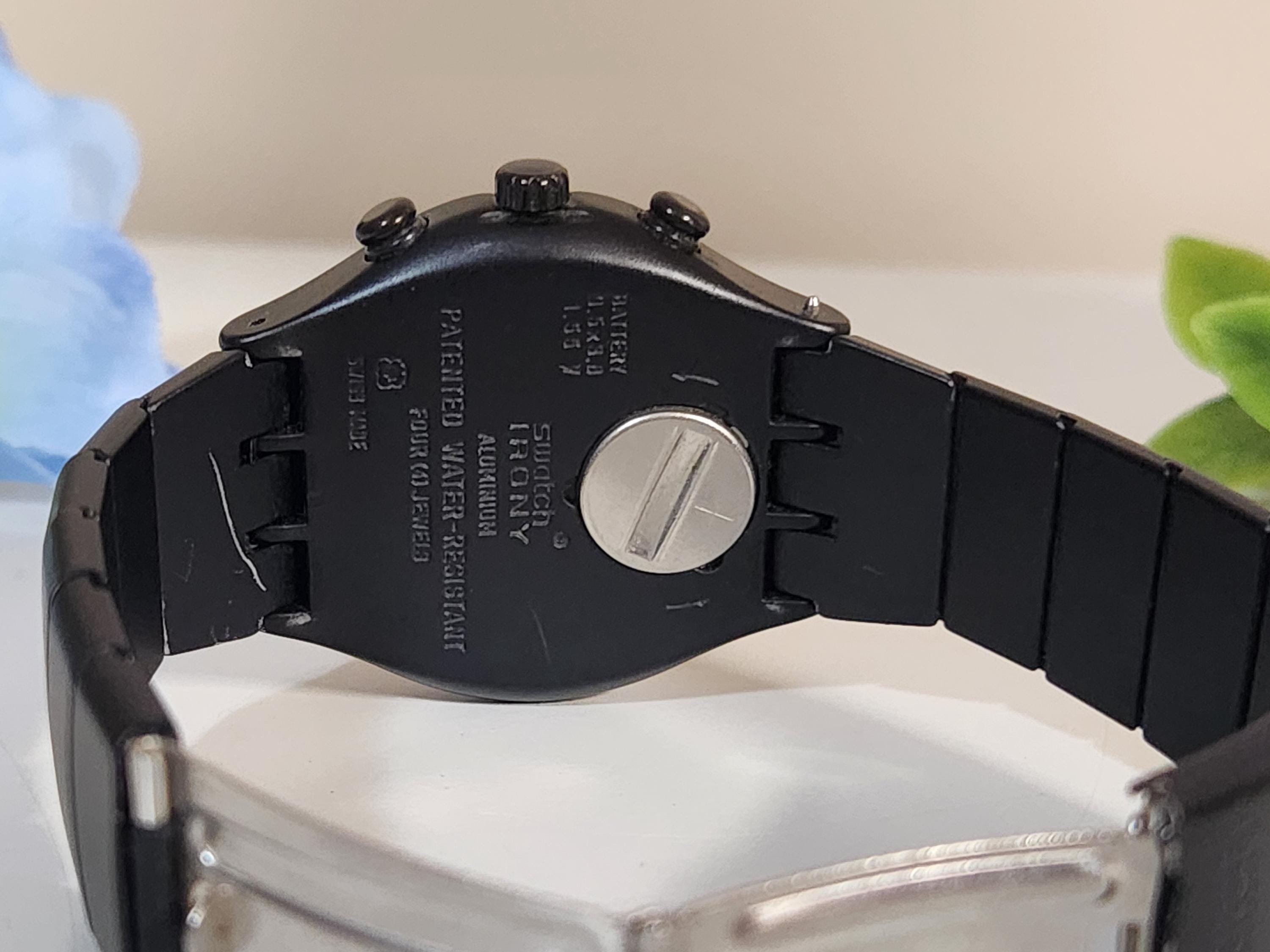 RESERVED - Chronograph SWATCH IRONY 4 Jewels Wristwatch RESERVED - Chronograph SWATCH IRONY 4 Jewels Wristwatch
