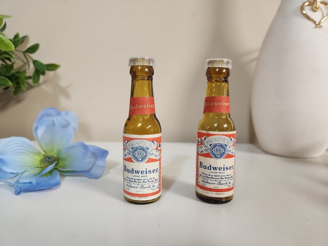 Vintage Budweiser Beer Miniature Glass Bottle Salt & Pepper Shakers - 4 ...