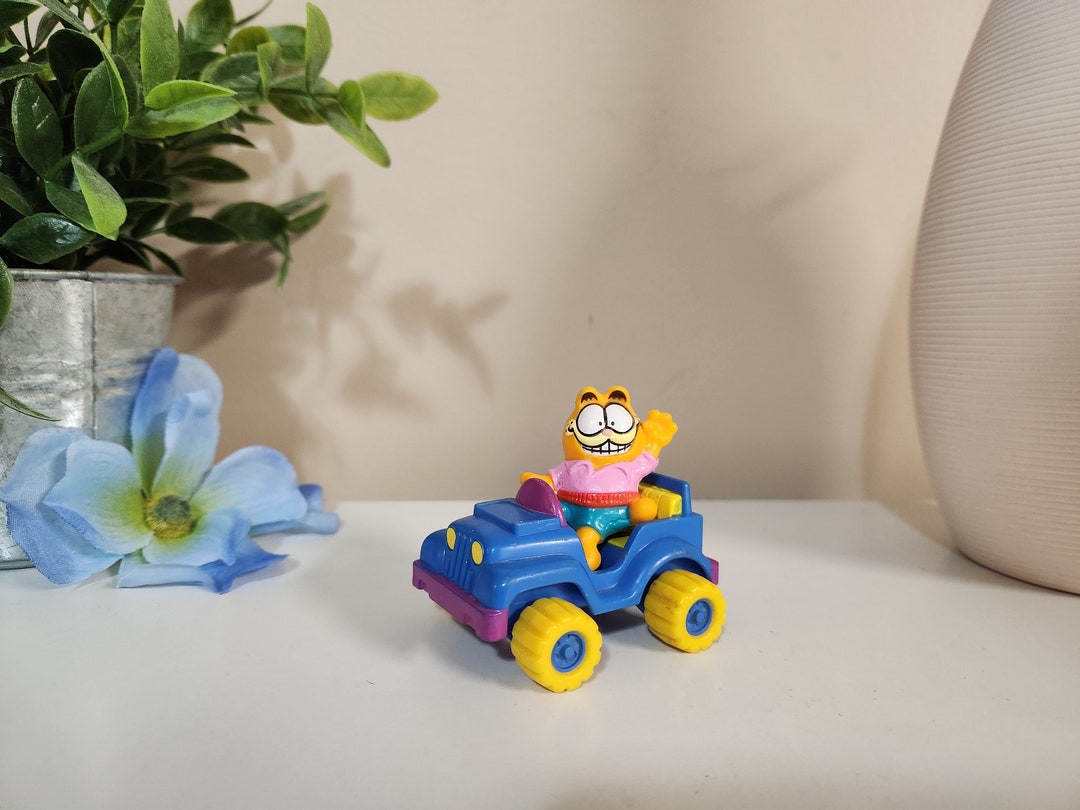 Vintage 1980s Garfield Safari Jeep Mcdonalds Happy Meal Toy Action ...