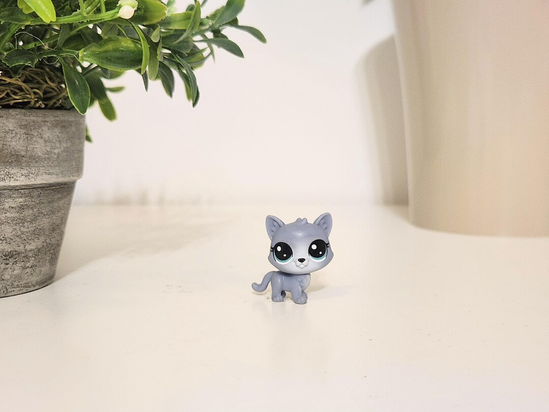 LPS #2-82 Grey Kitten/cat Sonia Siberio Blue Eyes Series 2 Mini ...
