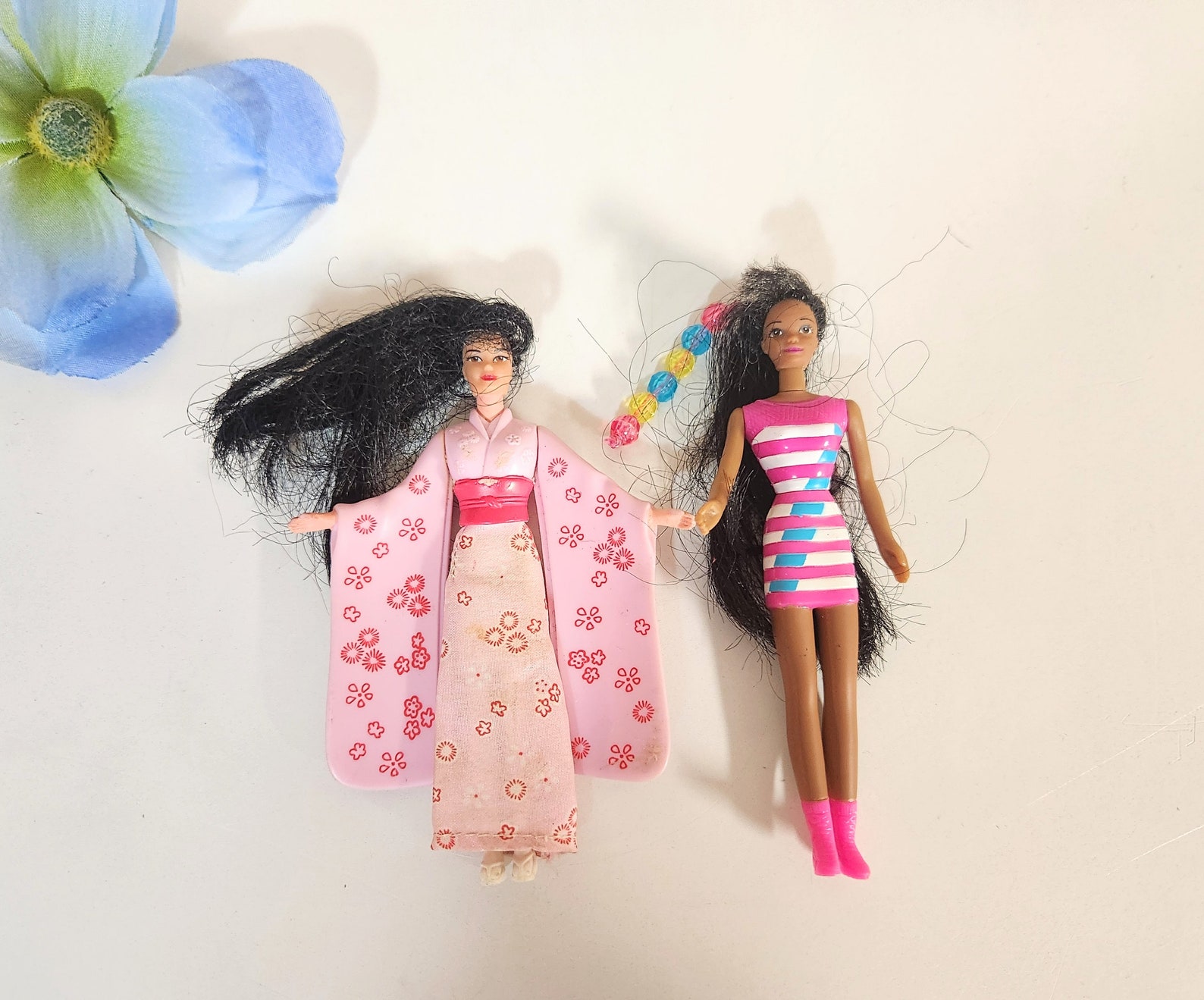 Vintage 1995 Barbie Dolls of the World Japanese Barbie & Bead Blast ...