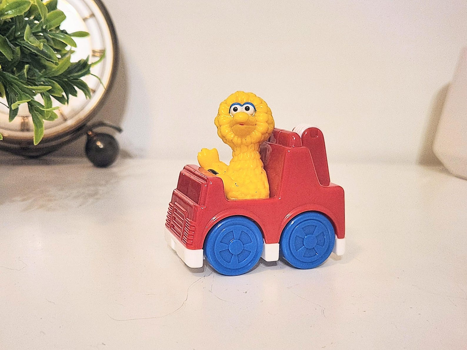 Vintage Sesame Street Big Bird Driving Tow Truck Red Car/vehicle Blue ...