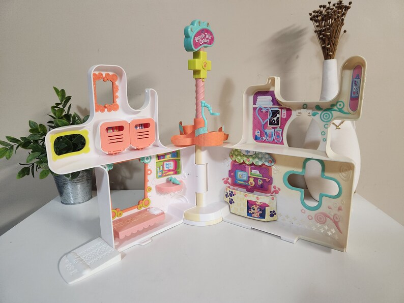 Littlest Pet Shop LPS Rescue Tails Adoption Pet Loving Playset House ...