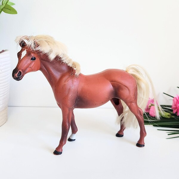 Marchon Horse - Etsy